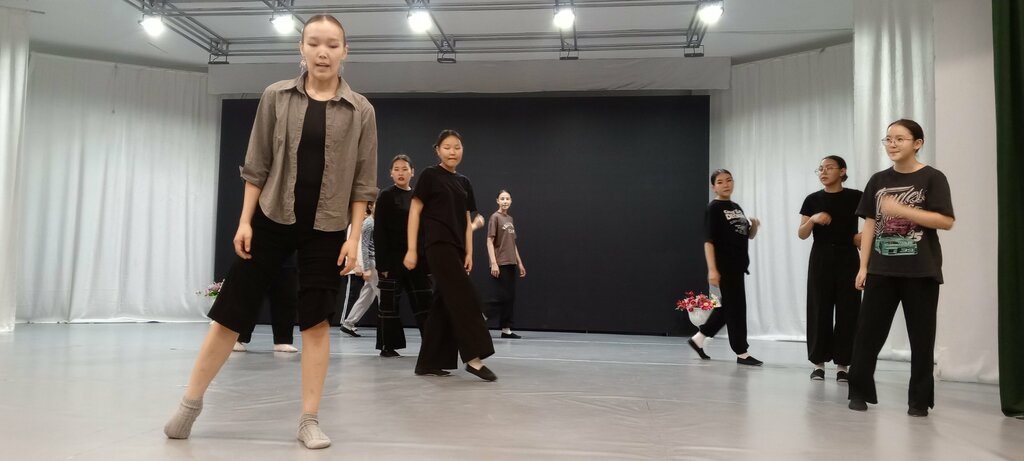 Kültür ocakları Верхоянский центр культуры муниципального образования город Верхоянск, Verhoyansk, foto