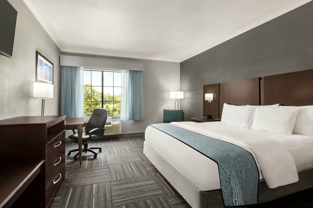 Otel La Quinta Inn & Suites Dublin, Georgia Eyaleti, foto