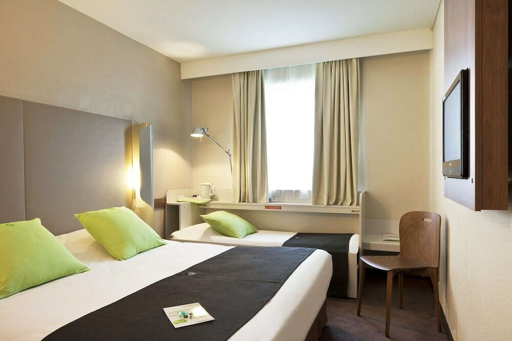 Otel Hotel Campanile Clermont Ferrand Le Brezet, Clermont‑Ferrand, foto