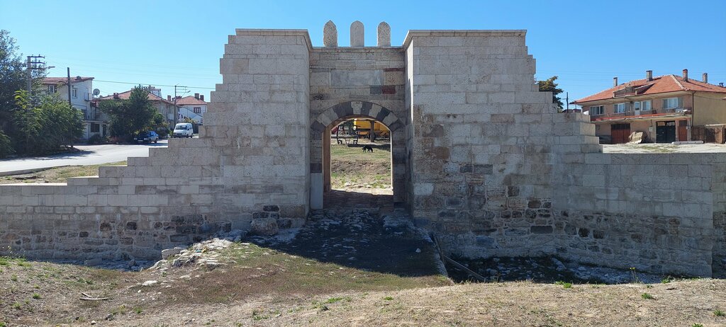 Turistik yerler Beyşehir Kale Kapısı, Beyşehir, foto