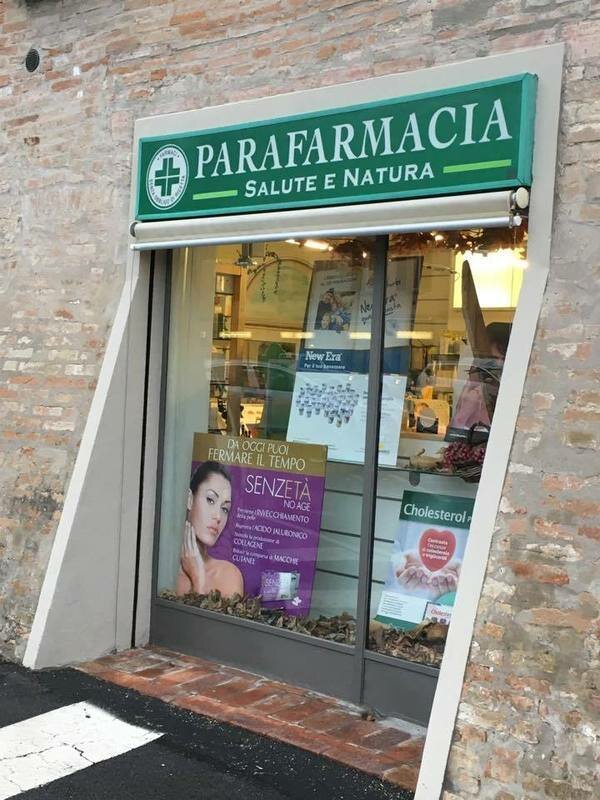 Kozmetik ve parfümeri mağazaları Parafarmacia Salute e Natura, , foto