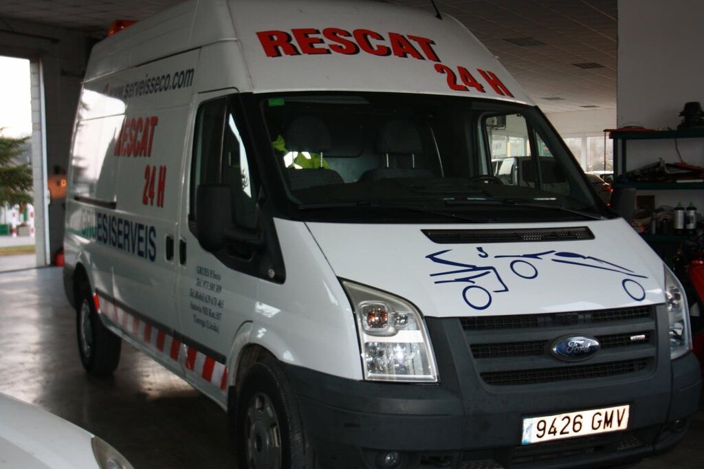 Çekici hizmeti Grues i Serveis F. Seco S. L., Katalonya, foto