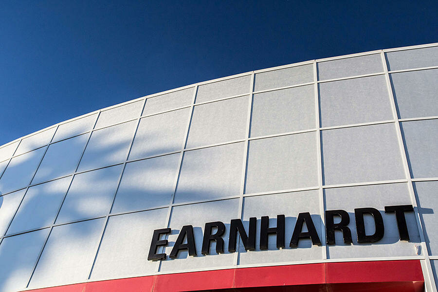 Otomobil satış galerileri Earnhardt Toyota, Mesa, foto