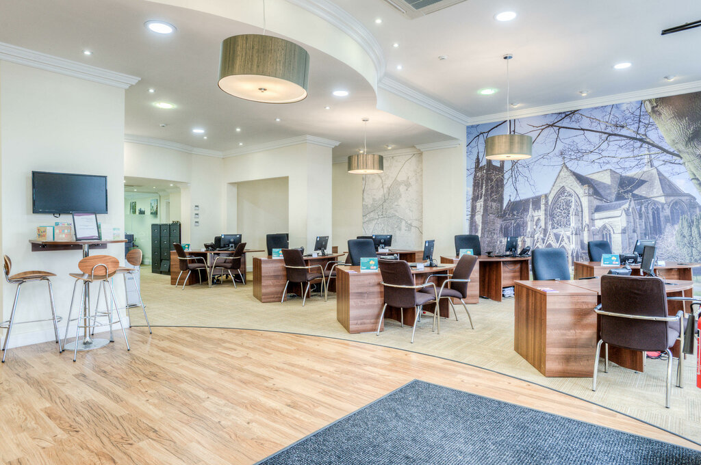 Arazi dizisi R A Bennett Sales and Letting Agents Leamington SPA, İngiltere, foto