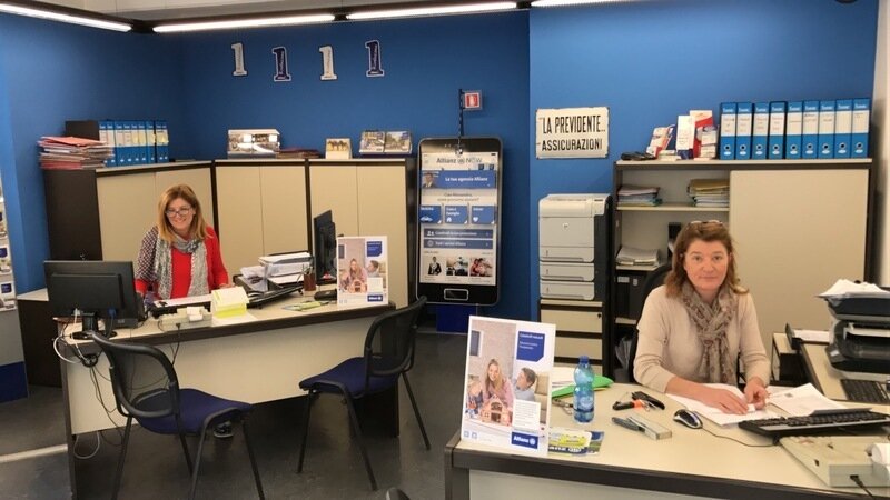 Sigorta şirketleri Allianz - Scherini Antonello Agente di Assicurazioni, Lombardiya, foto
