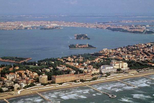 Emlak ofisi Agenzia Immobiliare Marengo, Dünya, foto