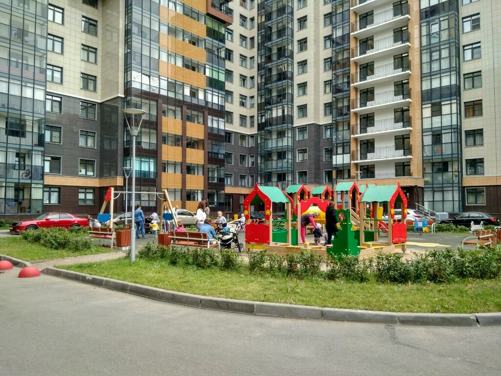 Oyun alanı Playground, Saint‑Petersburg, foto