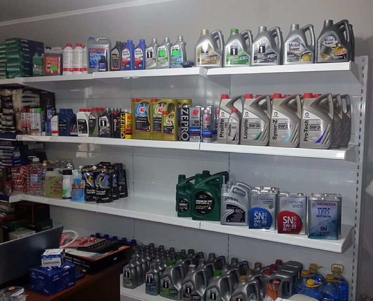 Otomobil yedek parçaları Avto-Help, Gelencik, foto