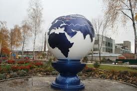 Dekorasyon ve süsleme, onur panosu Глобус, Nikolsk, foto