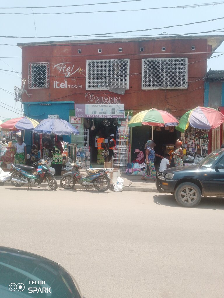 Banyo ve klozet mağazaları Maison Itel, Brazzaville, foto