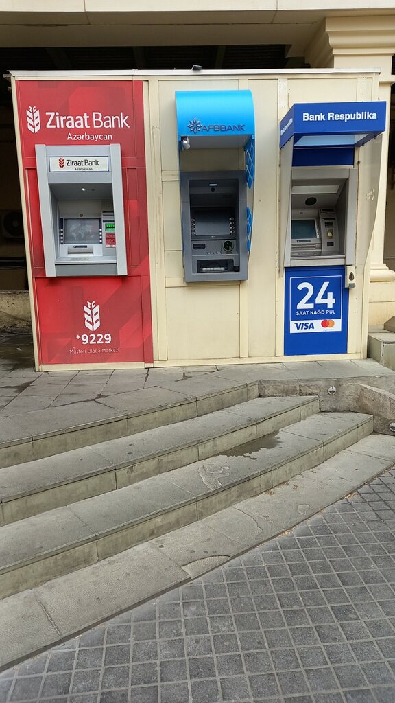 ATM'ler Afb bank ATM, Bakü, foto