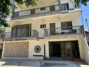 Otel Beinte Singko de Marso Apartments, , foto
