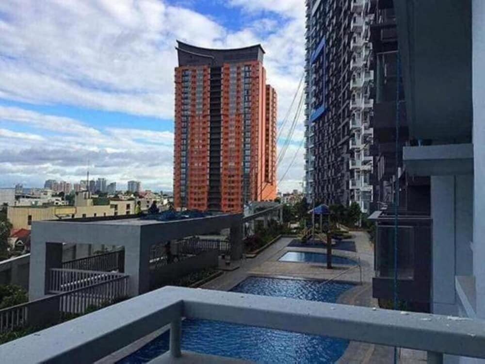 Otel Cubao ManhattanHeights Unit 5h Tower C, Quezon Şehri, foto