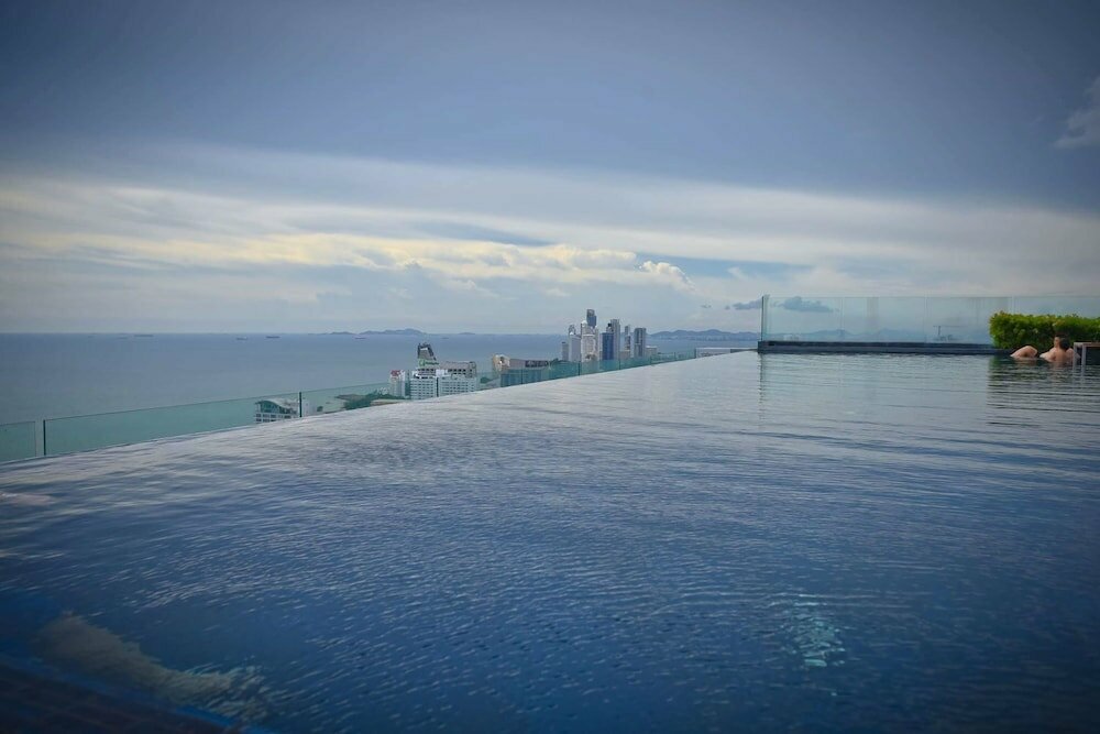 Otel Centric Royal by Swimming Pool, Pattaya, foto