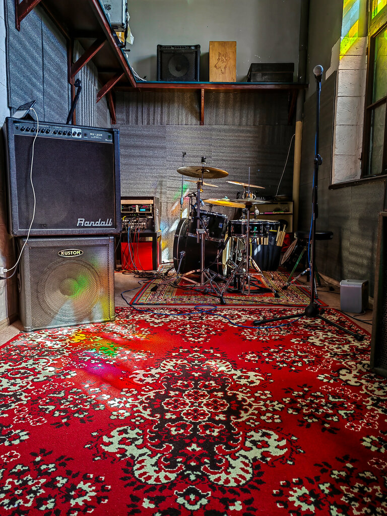 Ses kayıt stüdyoları Creepy Chris studio, Krasnodar, foto