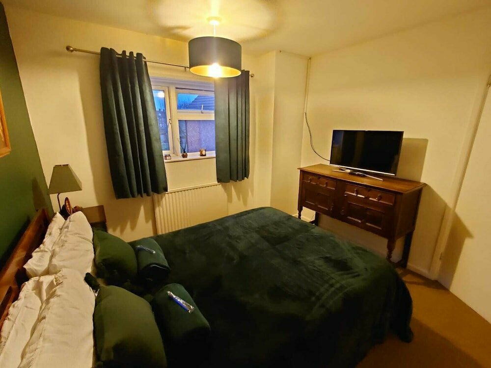 Otel Lovely Rooms in a Quiet Place of Woking, İngiltere, foto