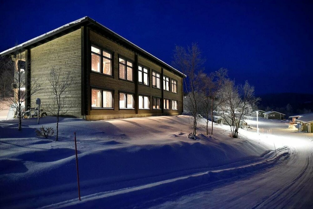 Otel Holiday Village Valle, Lappi, foto