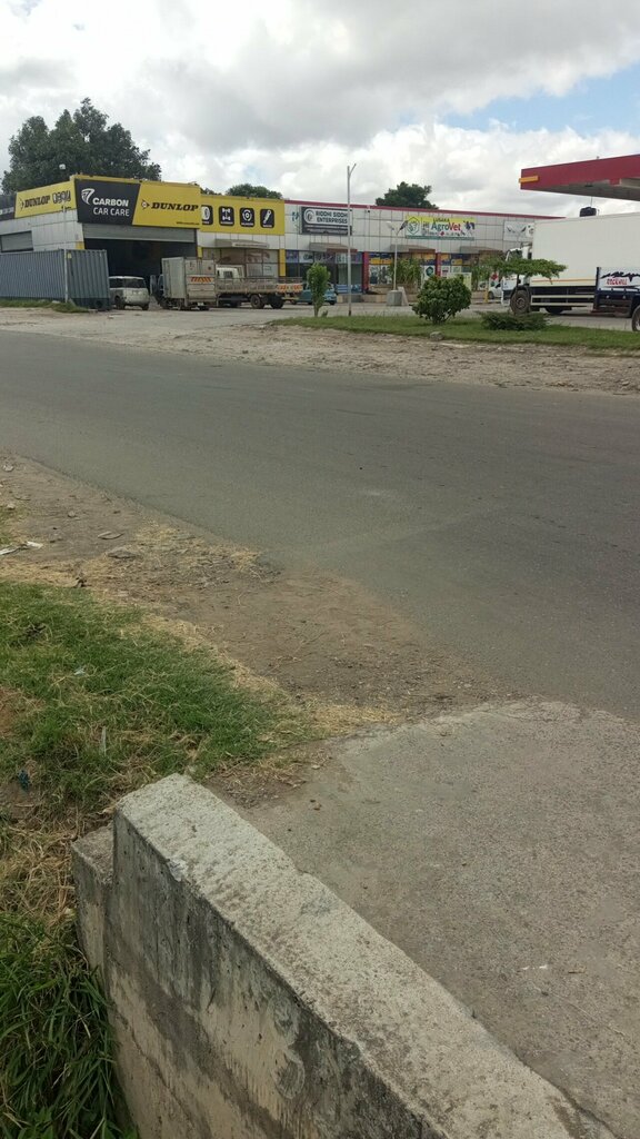 Oto lastik tamiri Dunlop, Lusaka, foto