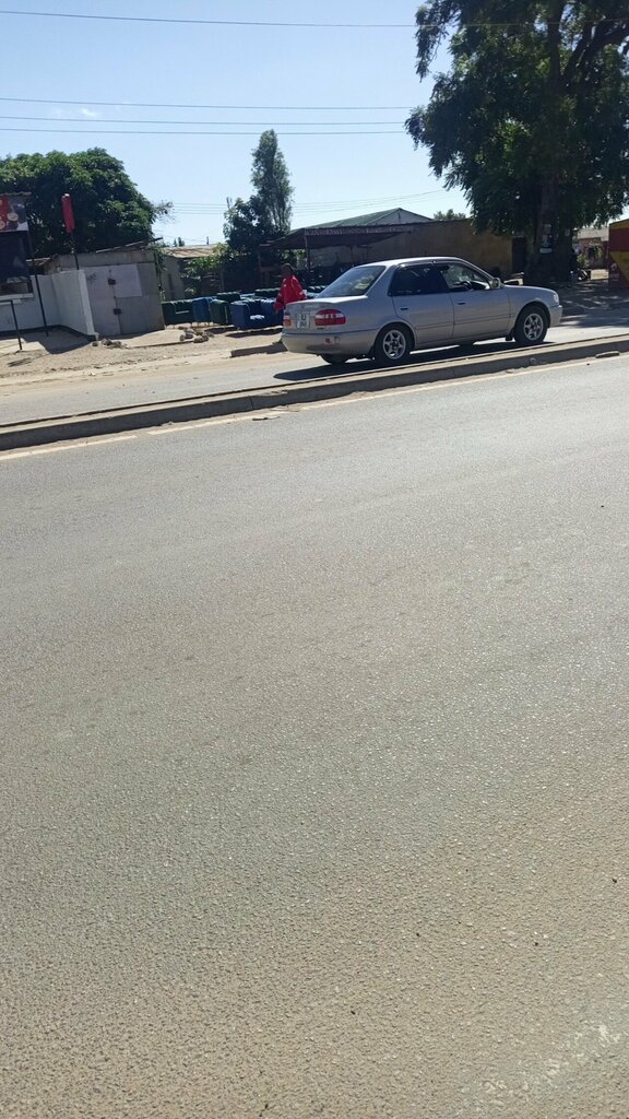 Otomobil servisi Panisos Auto Mechanic, Lusaka, foto