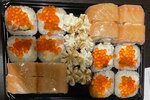 Sushi Bar (Kommunisticheskiy prospekt No:33А), suşi restoranı  Kurçatov'dan