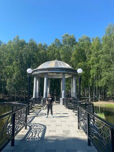 Аллея смысла (Khanty-Mansiysk, park imeni Borisa Loseva), turistik yerler  Hantı‑Mansi'den