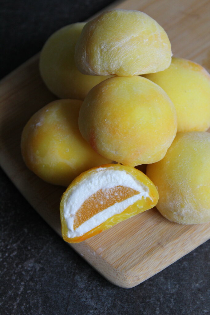 Pasta, şekerleme ve tatlı Моти от desert. oclock, Novosibirsk, foto