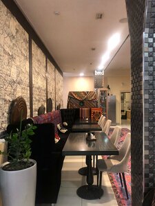 Int (Irchi Kazaka Street No:39), kafe  Makhachkala'dan
