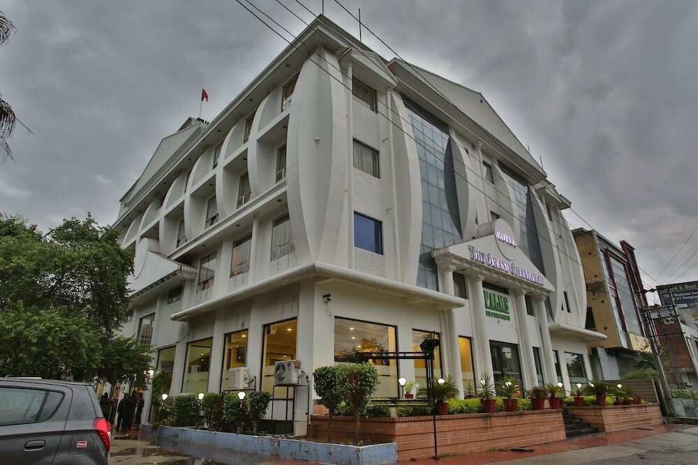 Otel Hotel The Grand Chandiram, Kota, foto