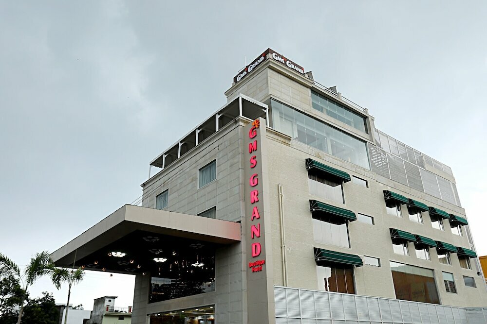 Otel Hotel Gms Grand, Dehradun, foto