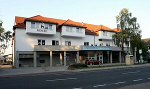 Hotel Ilmenauer Hof (Erfurter Straße No:38, Ilmenau), otel  Ilmenau'dan