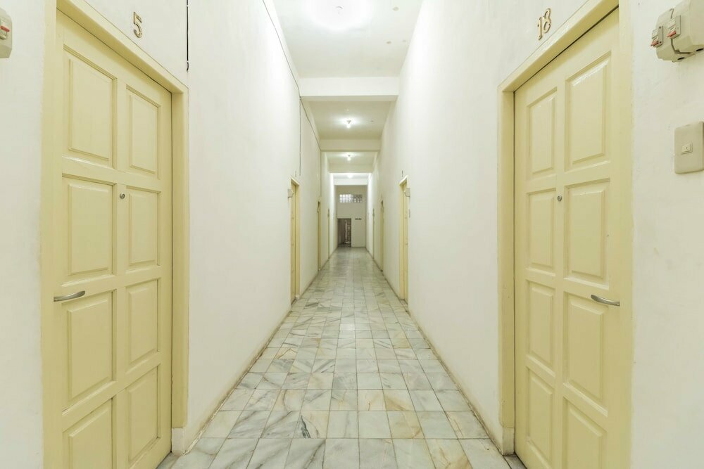Otel RedDoorz @ Rambang, Palembang, foto