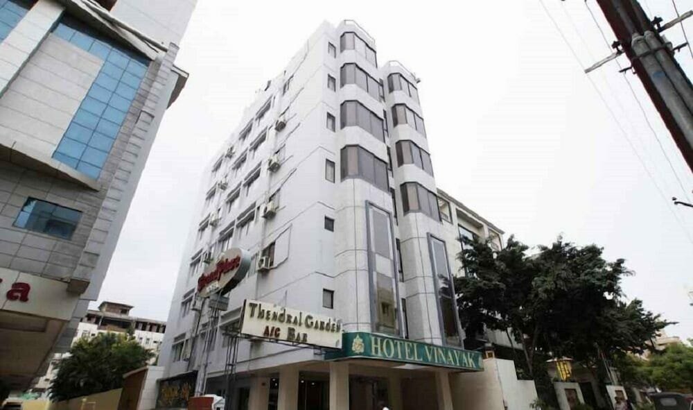 Otel Treebo Vinayak Inn, Koyamutthur, foto