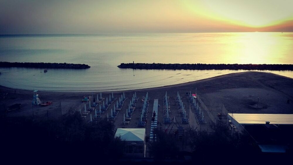 Otel Hotel Caraibi, Marche, foto