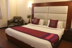 Hotel Dream Land (State of Uttarakhand, City of Haridwar), otel  Haridwar'dan