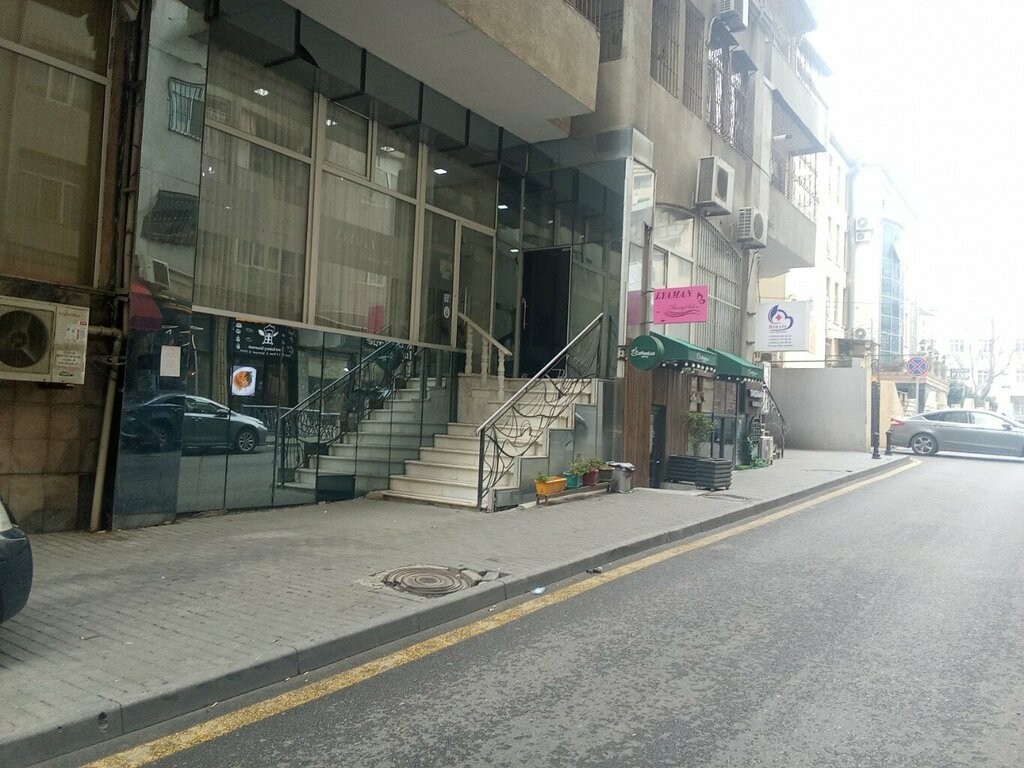 Kuaförler Gozellik Salonu, Bakü, foto