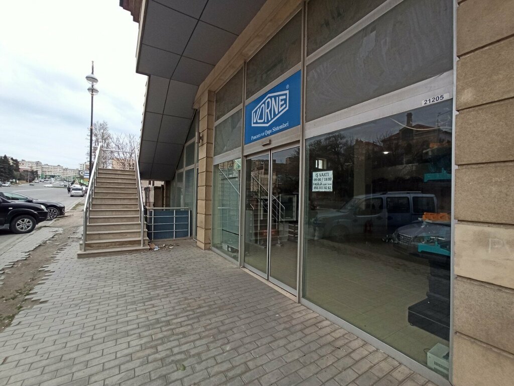 Pencere aksesuarları Winhouse, Bakü, foto