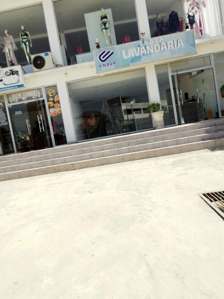 Çamaşırhaneler E. N. D. V. p, Loanda, foto