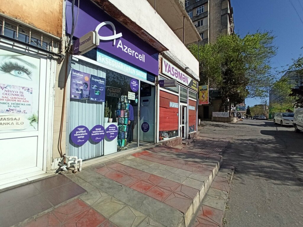 Telekomünikasyon firmaları Azercell, Bakü, foto
