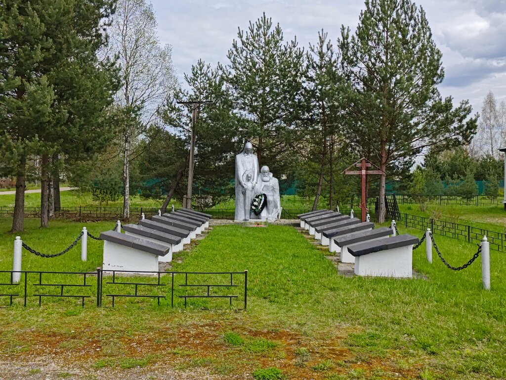 Anıt, heykel Памятник, Smolenskaya oblastı, foto