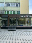 White House (Amir Temur Street No:28), giyim mağazası  Nevai'den