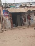 Edna da Conceição Fernandez (Luanda Province, Municipality of Cazenga, Comissão do cazenga), büyük mağazalar  Loanda'dan
