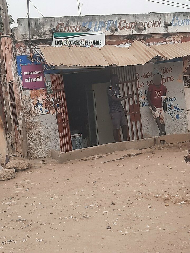 Büyük mağazalar Edna da Conceição Fernandez, Loanda, foto