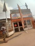 Abiú (Luanda, Rua dos Comandos), akümülatör ve şarj cihazları  Loanda'dan
