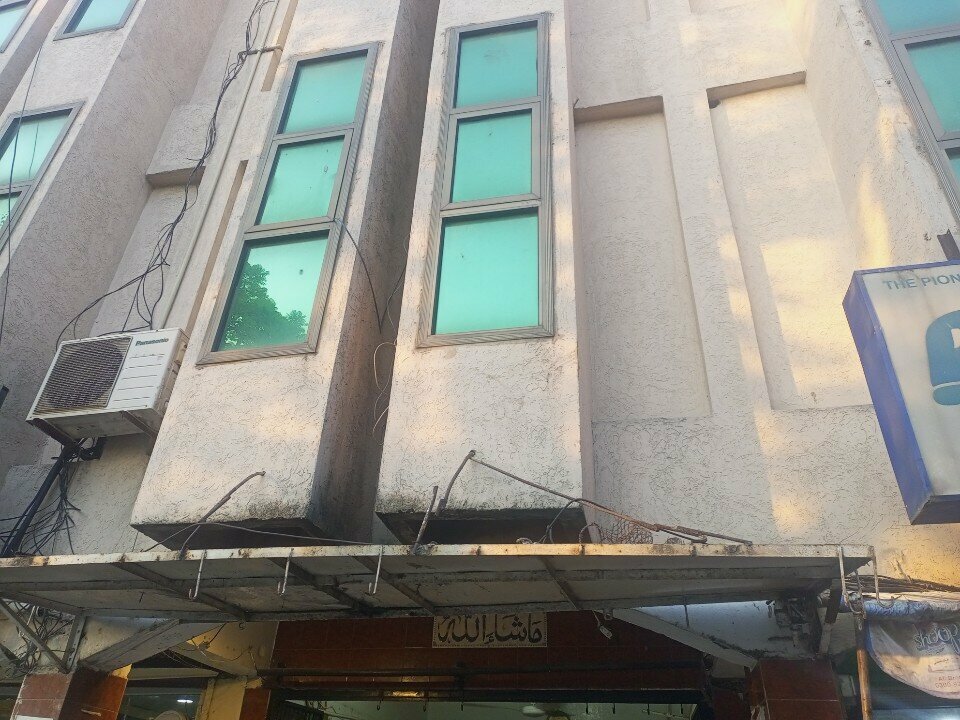 Kanatlı hayvan ürünleri ve yumurta Bismillah Chiken Shop, Islamabad, foto