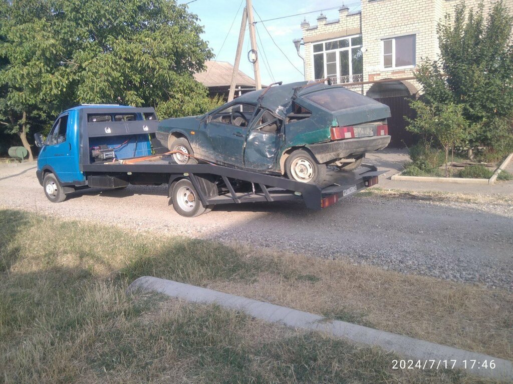 Çekici hizmeti Эвакуатор 24/7, Georgievsk, foto