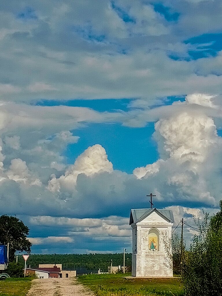 Şapel, haç anıtı Часовня, Vladimirskaya oblastı, foto