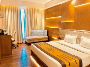 Jrd Pride (Delhi, Mathura Road), otel  Delhi'den