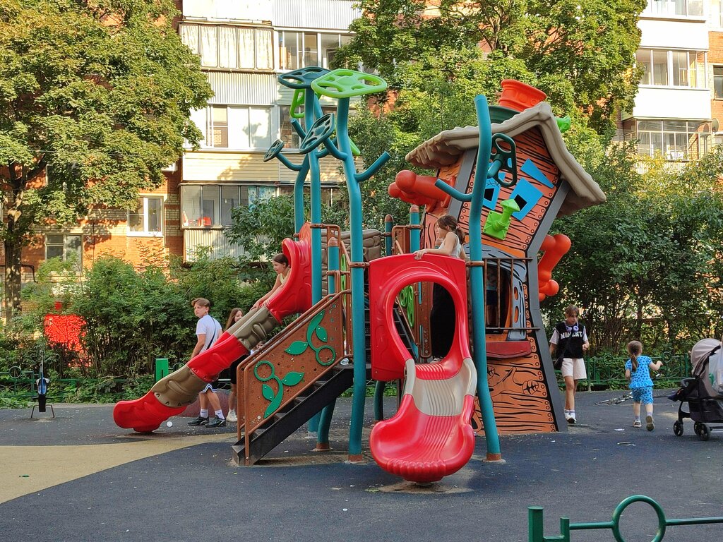 Oyun alanı Playground, Orehovo‑Zuyevo, foto
