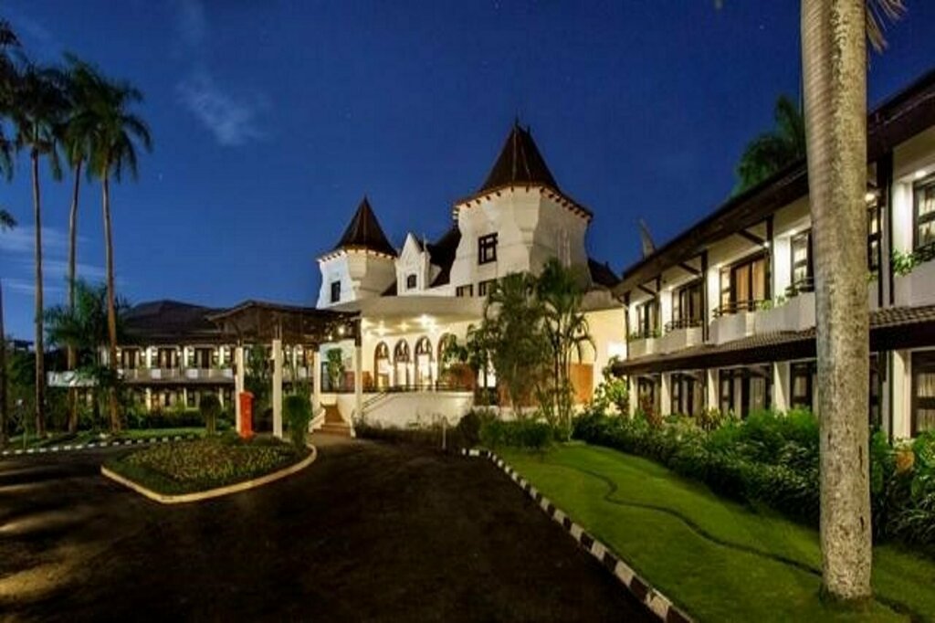 Otel ÉL Hotel Kartika Wijaya Batu, , foto