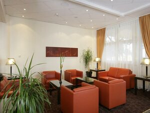 Holiday Inn Munich - South (Kistlerhofstraße No:142, Munich), otel  Münih'ten